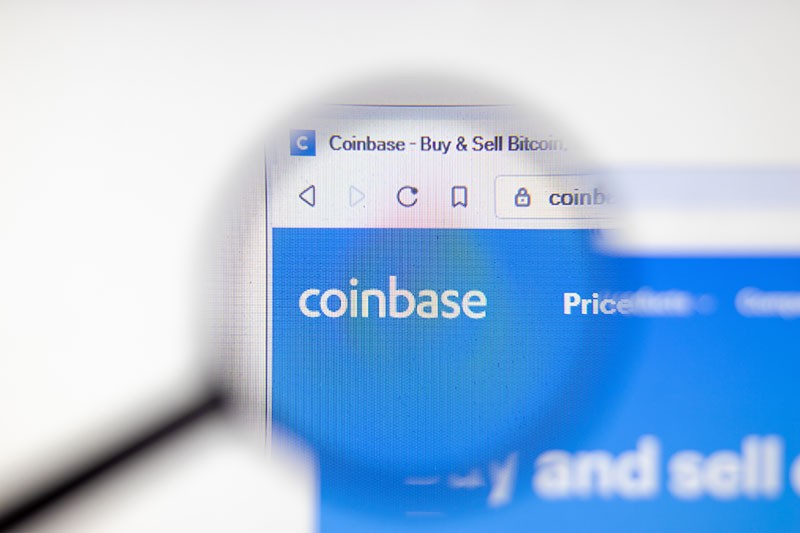 Miles de Usuarios de Coinbase Robados Después de Que los Piratas ...